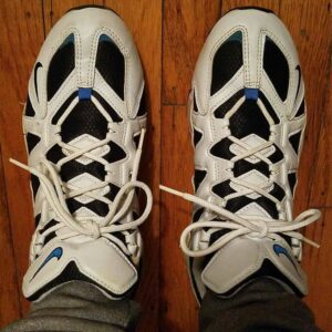 SNKR Feeture – The Story Behind The Ari Menthol 10s – Nostalgia King