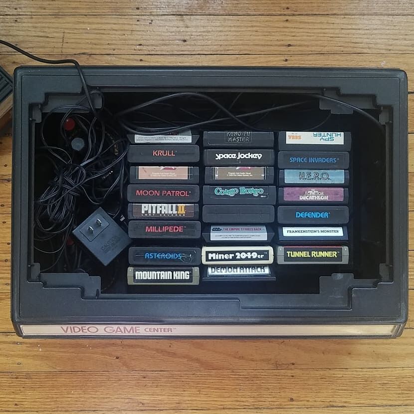 Digging Video Games (Atari Storage Unit) – Nostalgia King
