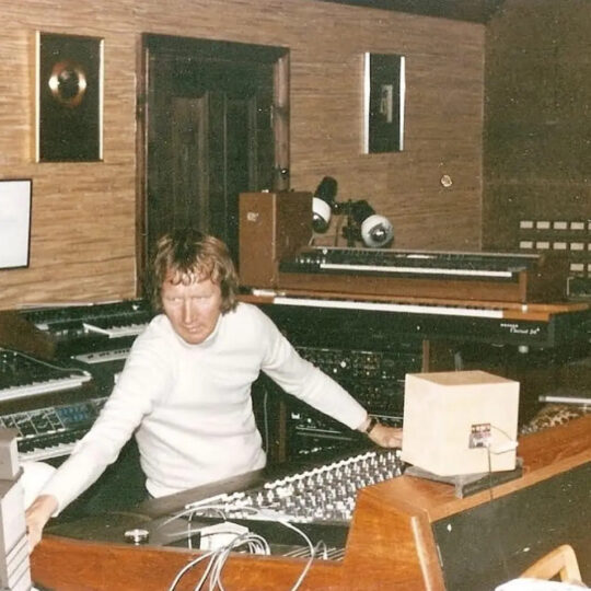 Alan Hawkshaw Remembered – Nostalgia King